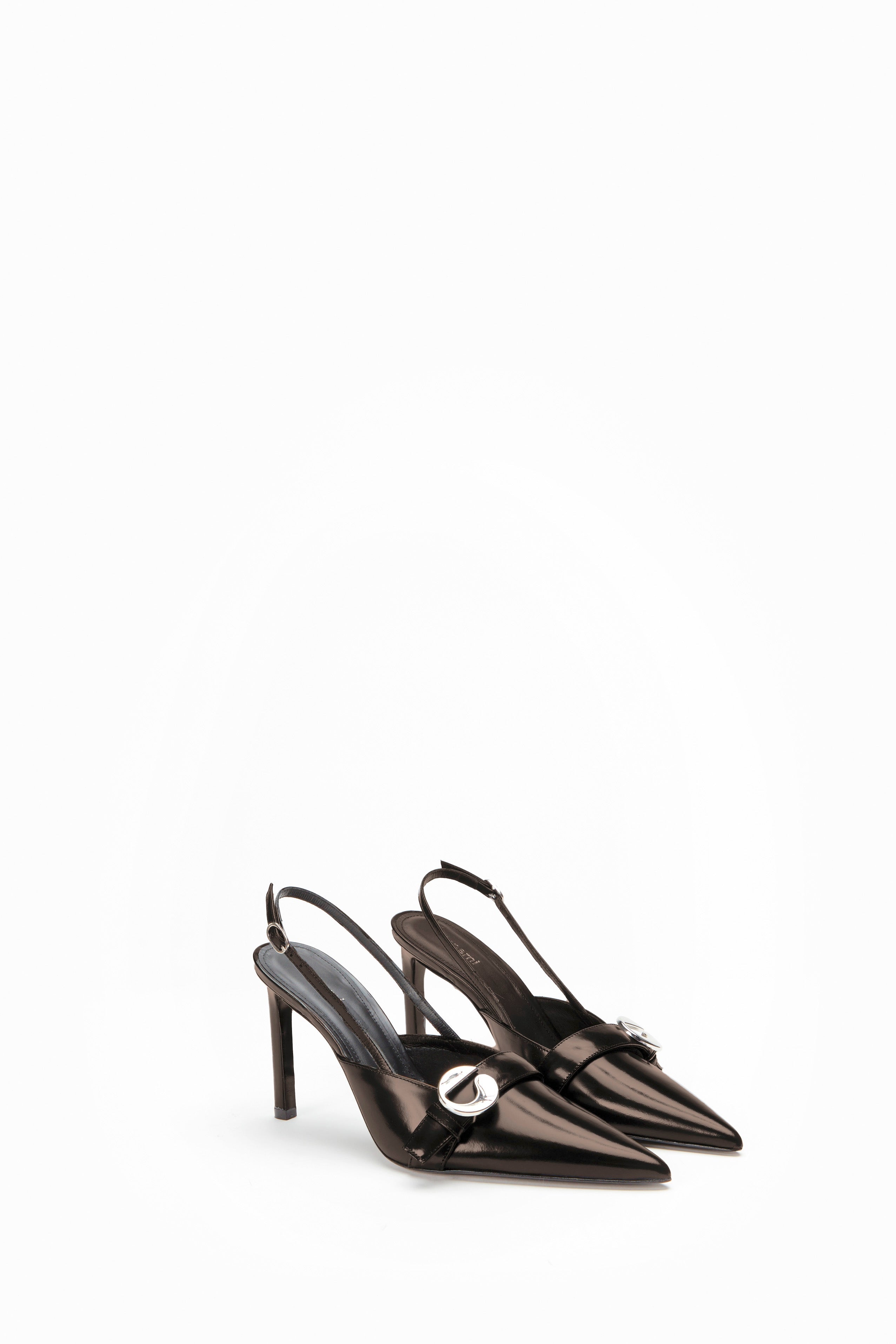 SHOES – Far off studio